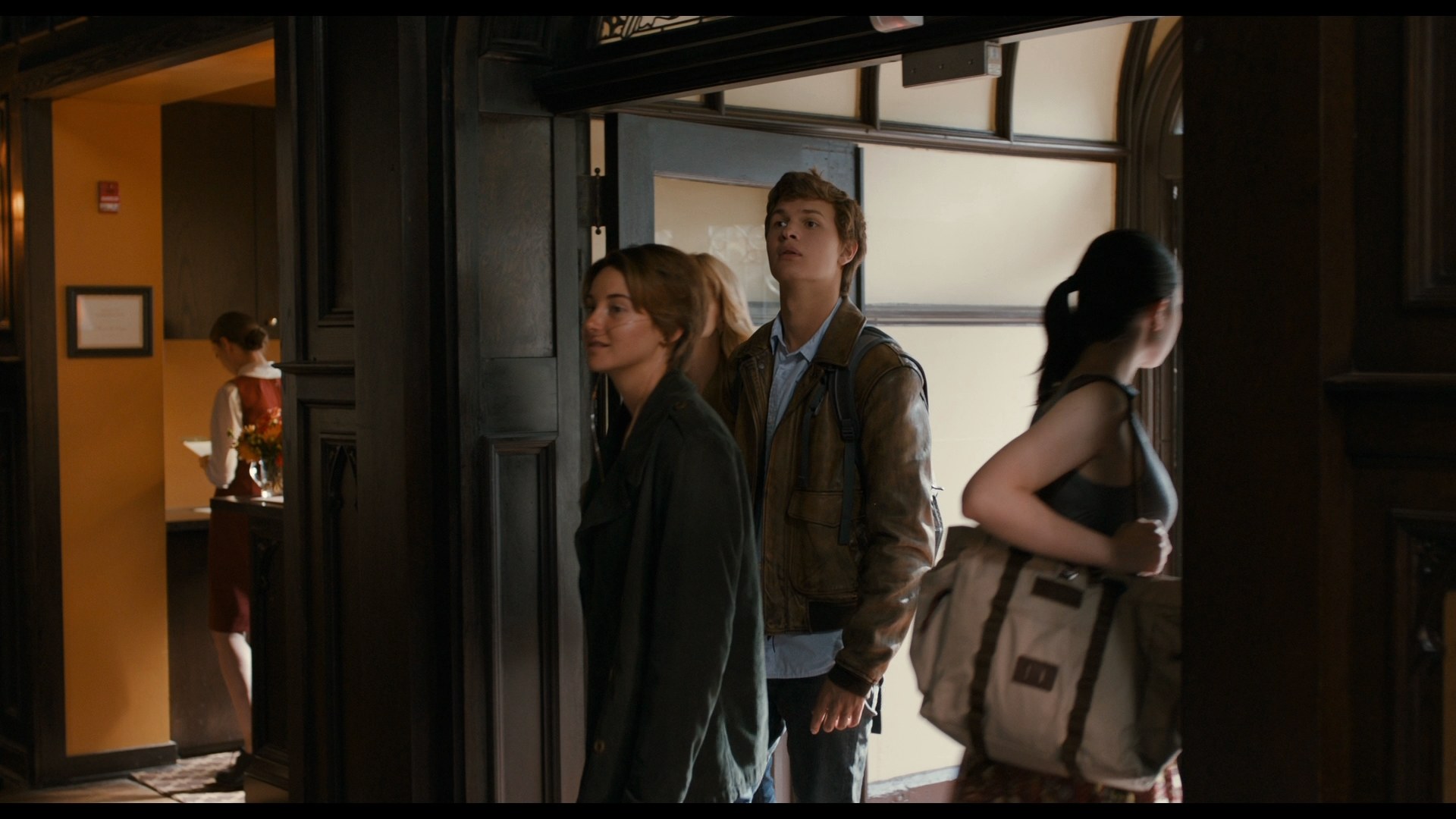 Blu-ray Screen Captures - 0615 - Simply Shailene